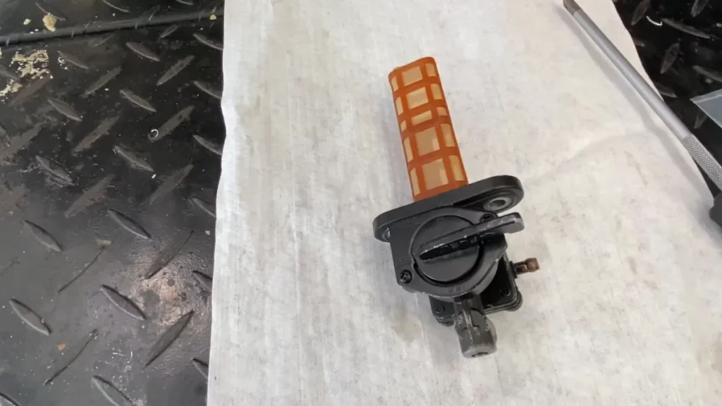 Vacuum Operated Petcock Problems On Harley Davidson: 4 Issues And Their ...